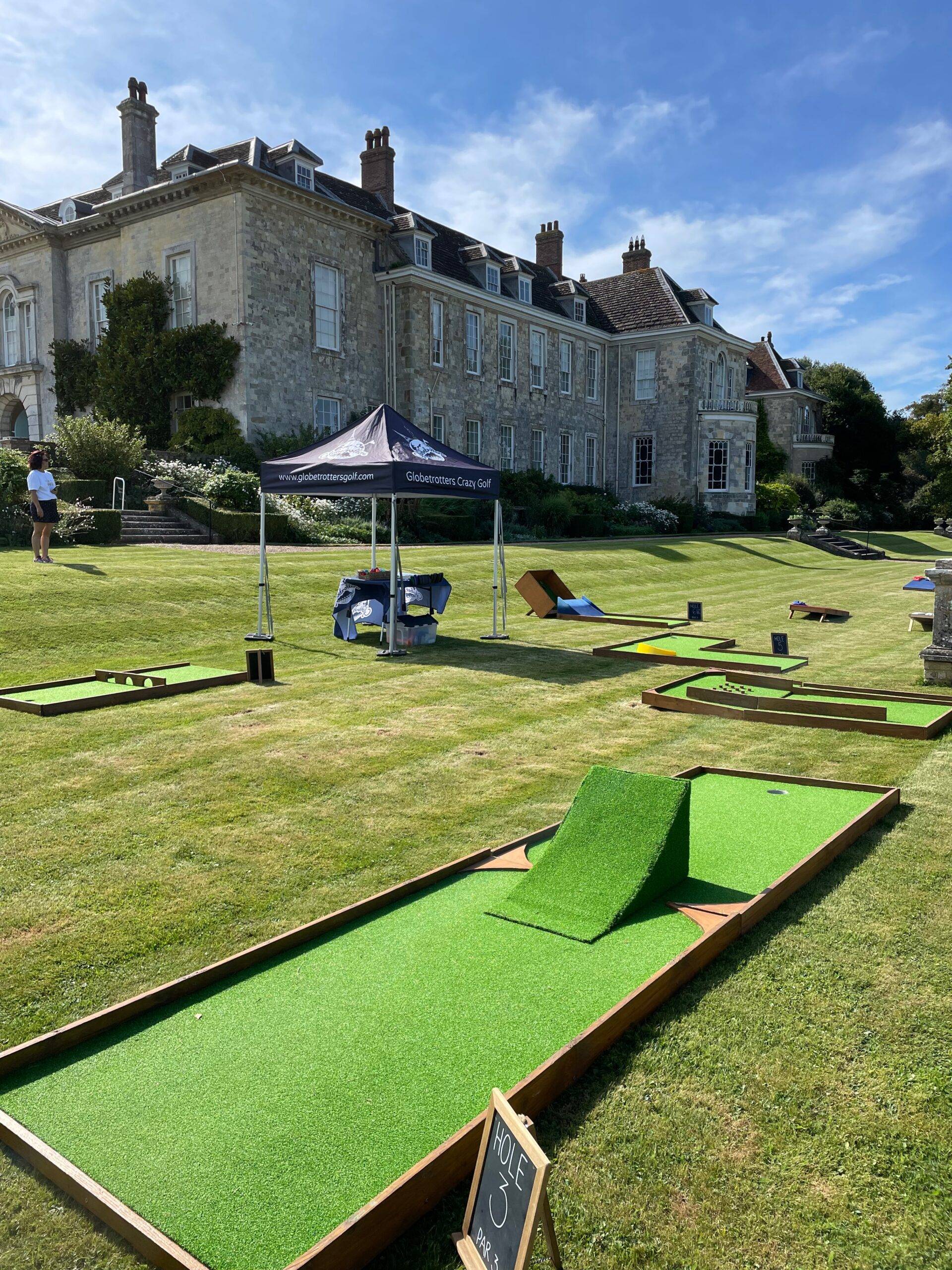 Wedding at Firle Place – Globetrotters Bar & Golf
